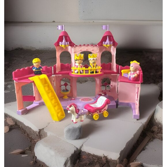 Membera Mark | Toys | Members Mark The Royal Castle Play Set 4 Figures ...